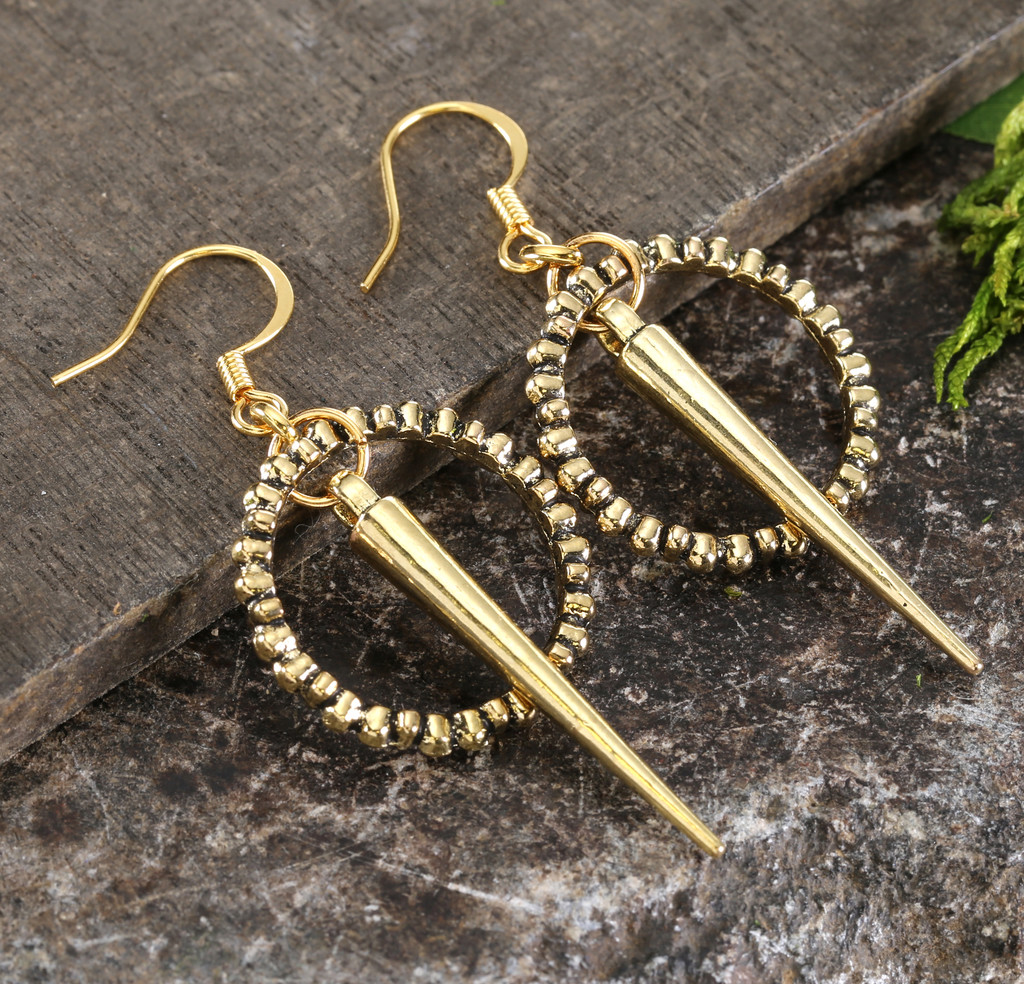 Modern Point Earrings (Project Idea)