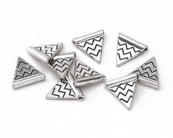 Pewter Chevron Triangle Pendant 14mm