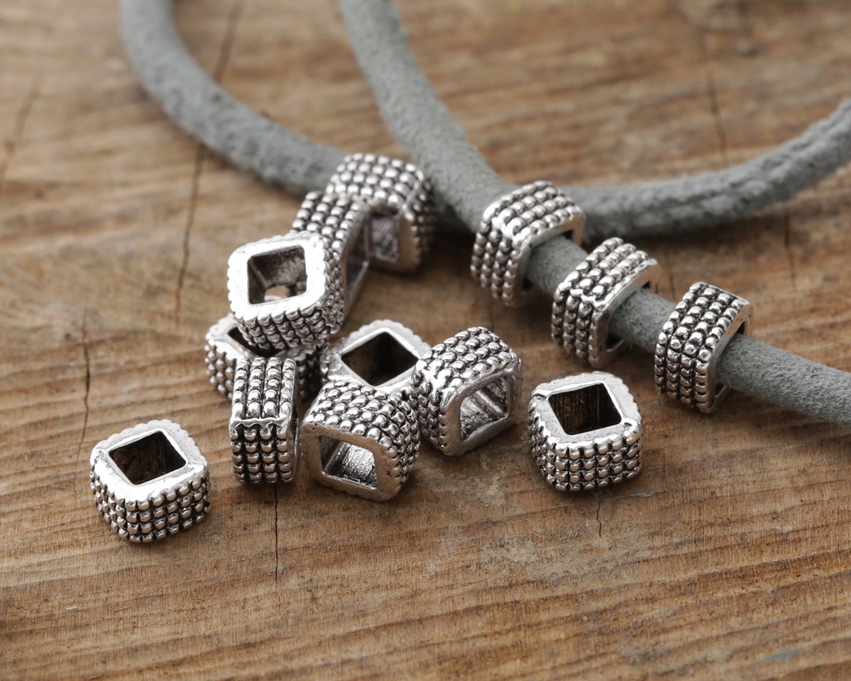 Antique Silver Finish Large Hole Textured Squaredelle 7mm