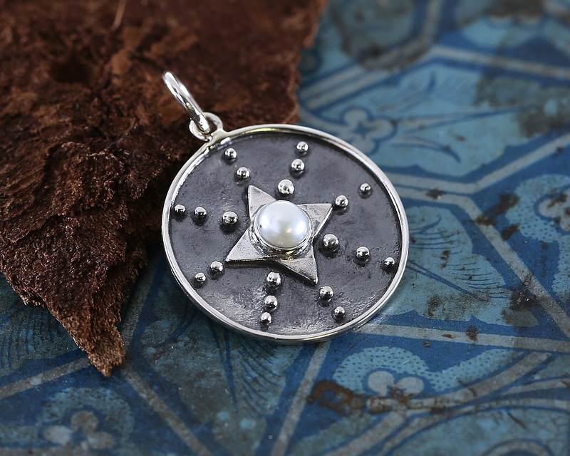 Nina Designs Sterling Silver North Star Pendant w/ Pearl 18x25mm
