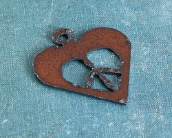 Universal Ironworks Rusted Iron Peace Sign Heart Focal 44x40mm