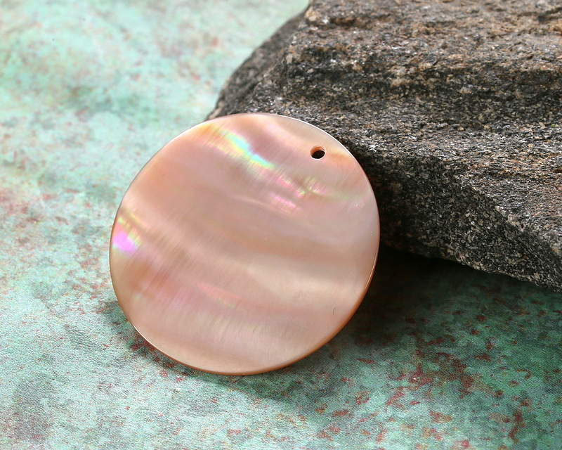 Pink Shell Coin Focal 30mm