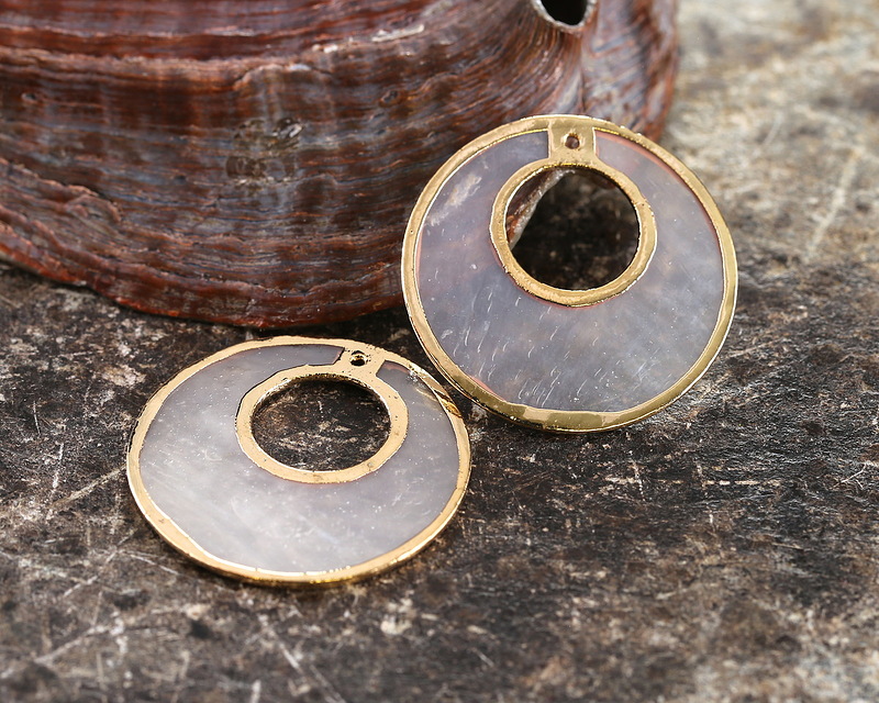 Capiz Shell Off-Center Hoop w/ Gold Finish Focal 25mm