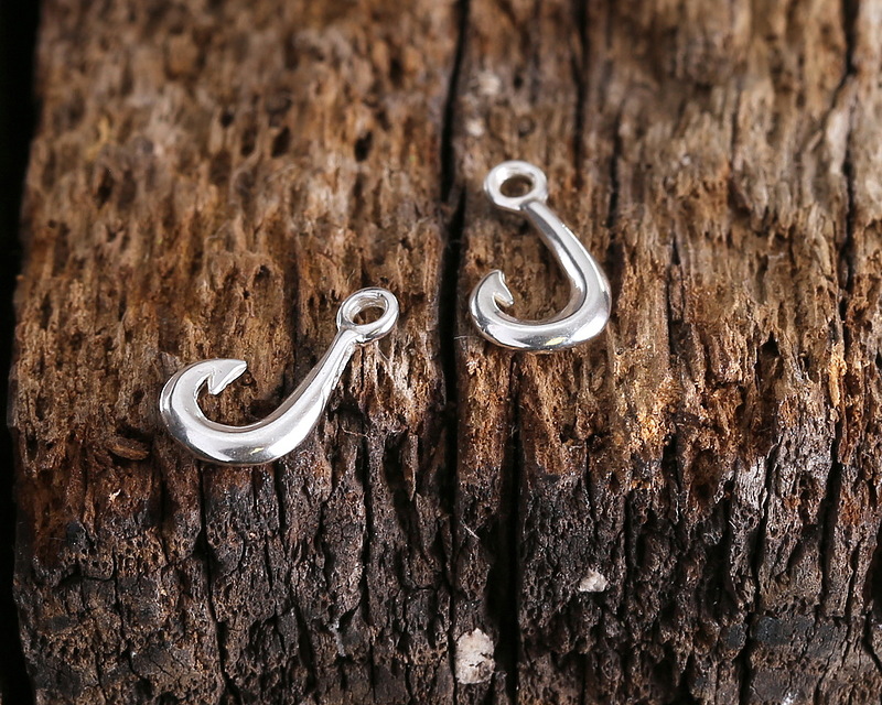 Amoracast Sterling Silver Maori Fish Hook 6x11mm