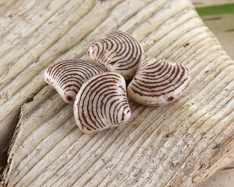 Czech Glass Matte Vanilla w/ Brown Wash Clam Shell Bead 15x18mm