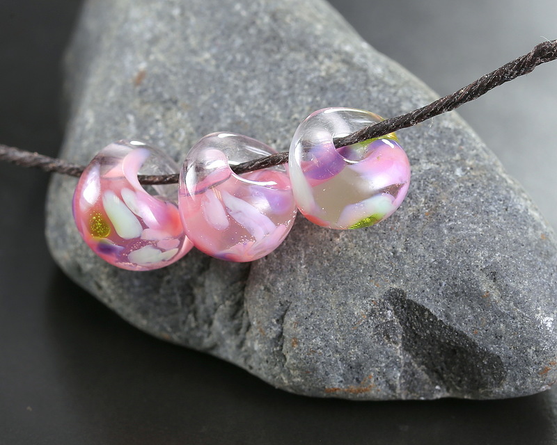 Unicorne Beads Glass Pastel Paradise Teardrop 9-10mm