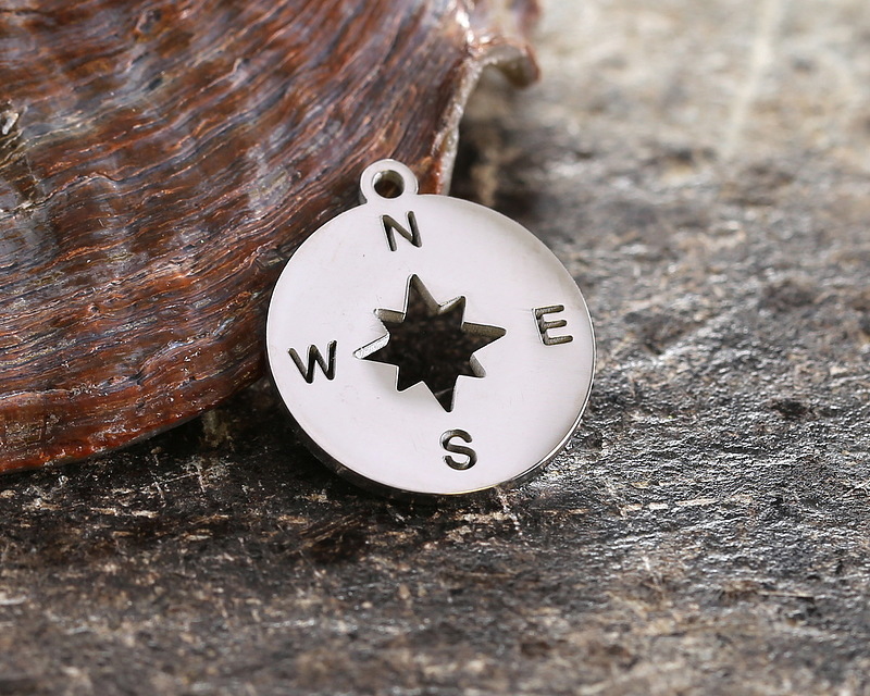 Stainless Steel Compass Pendant 14mm