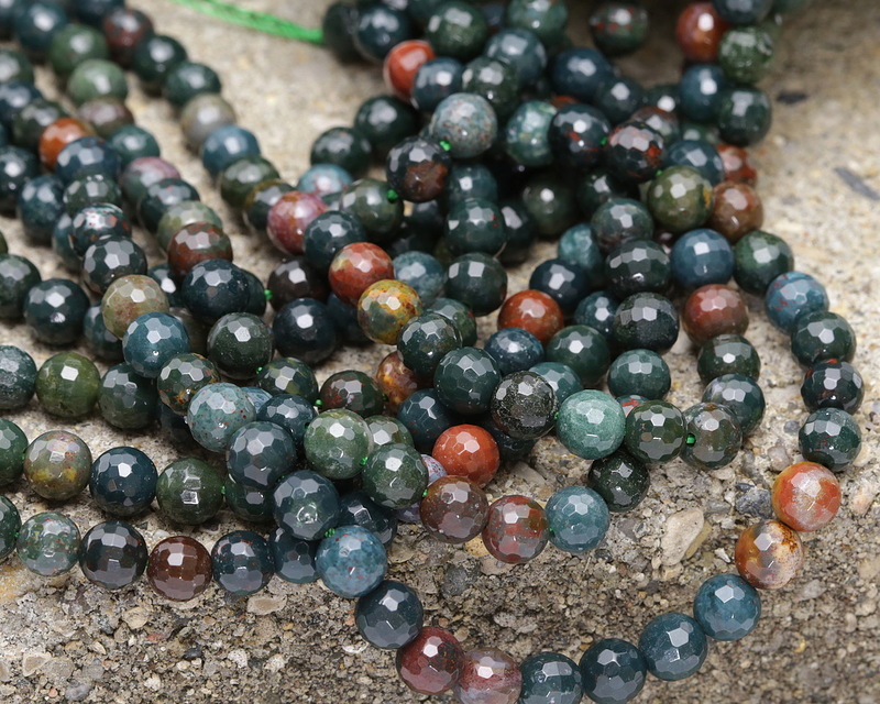 Bloodstone Faceted Round 8mm