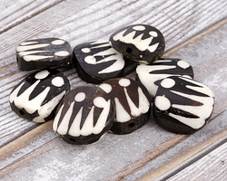 African Batiked Bone Tiki Tile 21-25x22-25mm